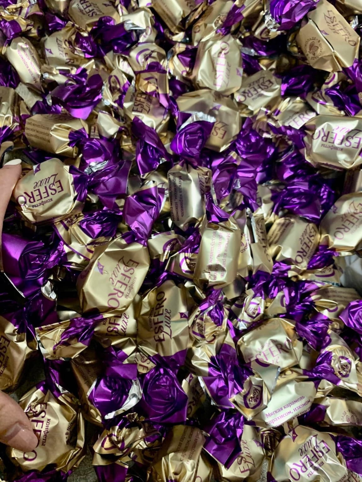 Kẹo dẻo Konti ESFERO LUXE Candy Nga – Thế Giới Đồ Nga
